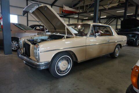 W114/115 serie - The "Ockhuisen" Mercedes-Benz Collection.